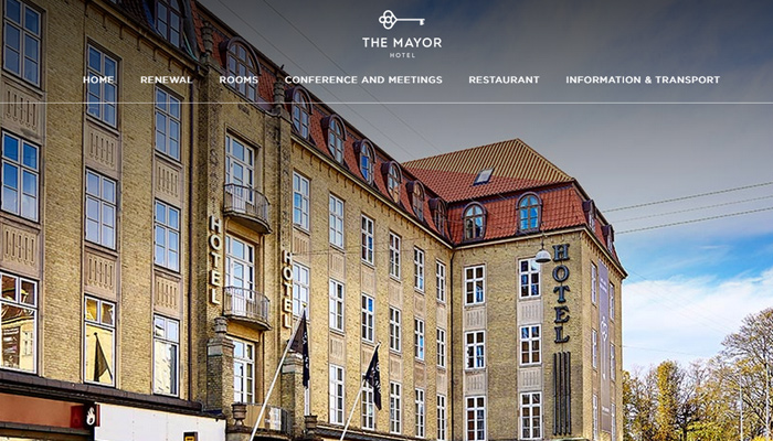 30 Hotel Website Layouts for Design Inspiration