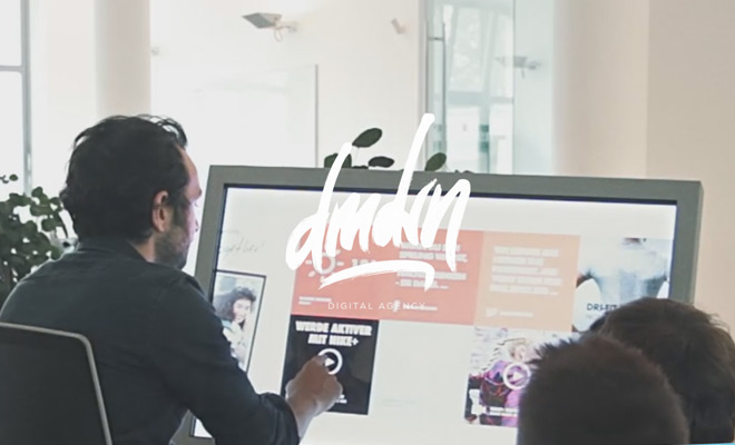 30 Relevant Design Examples of Video Backgrounds